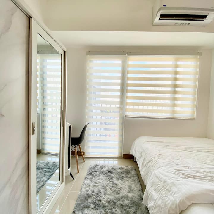 Banaag Staycation At South Residences - Philippines