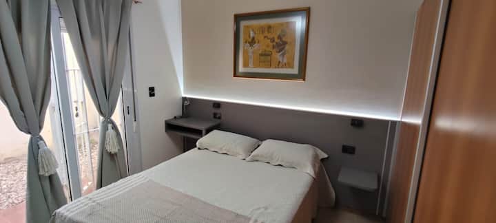 "Paseo Del Parque" 1 Dormitorio, Patio Y Terraza - Bahía Blanca