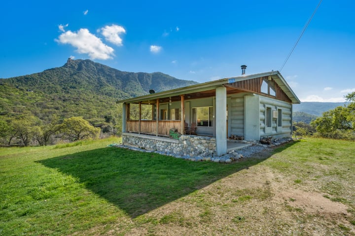 Mountain Summit View - Three Rivers, CA