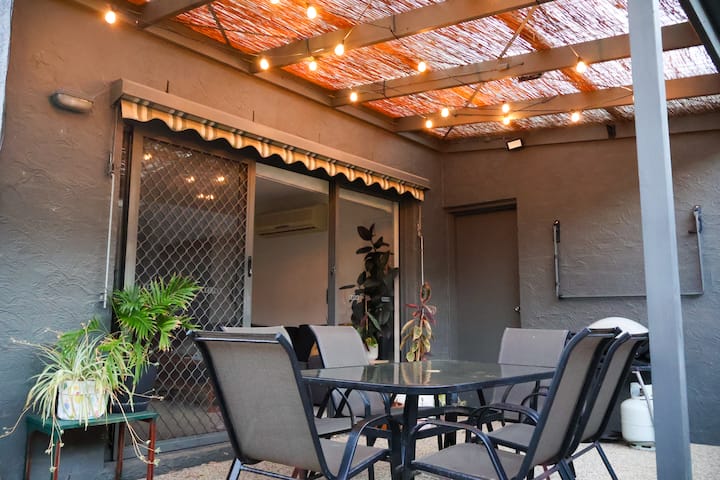 Private Alfresco I Cozy I Perfect For 2 Couples - グレート・オーシャン・ロード