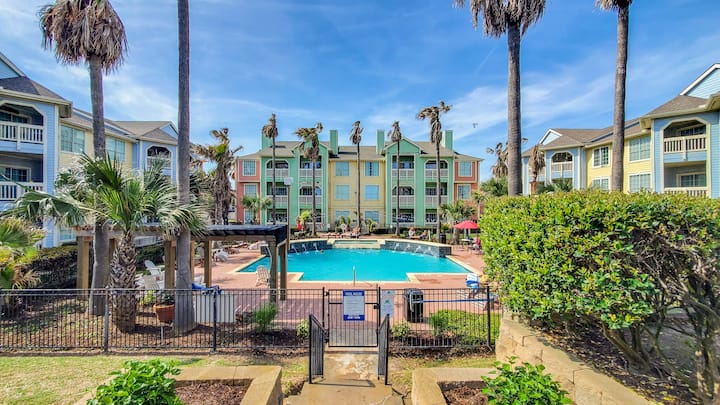 Pelican Pad #322 - Galveston Island, TX