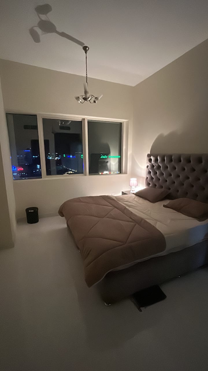 Modern 3bhk Haven -  Wifi -  Coffee -  Work Ready - Ras al-Khaimah