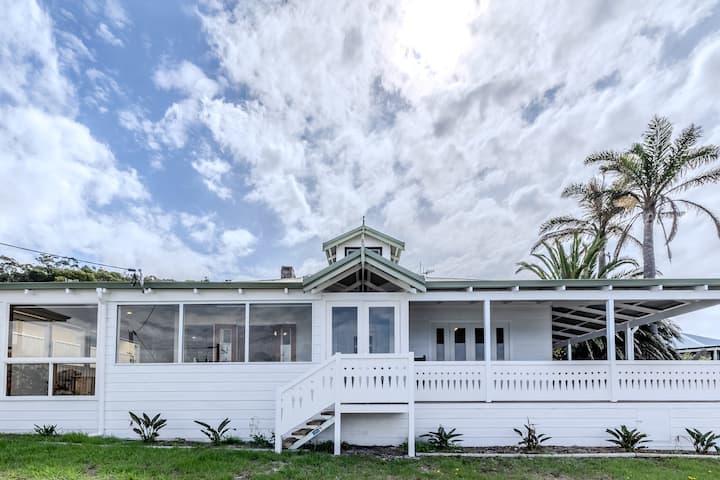 Blue Horizon House | Sweeping Ocean Views - Albany