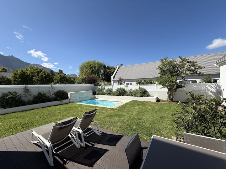 Mountain View Home | Walk To Golf Club - Stellenbosch