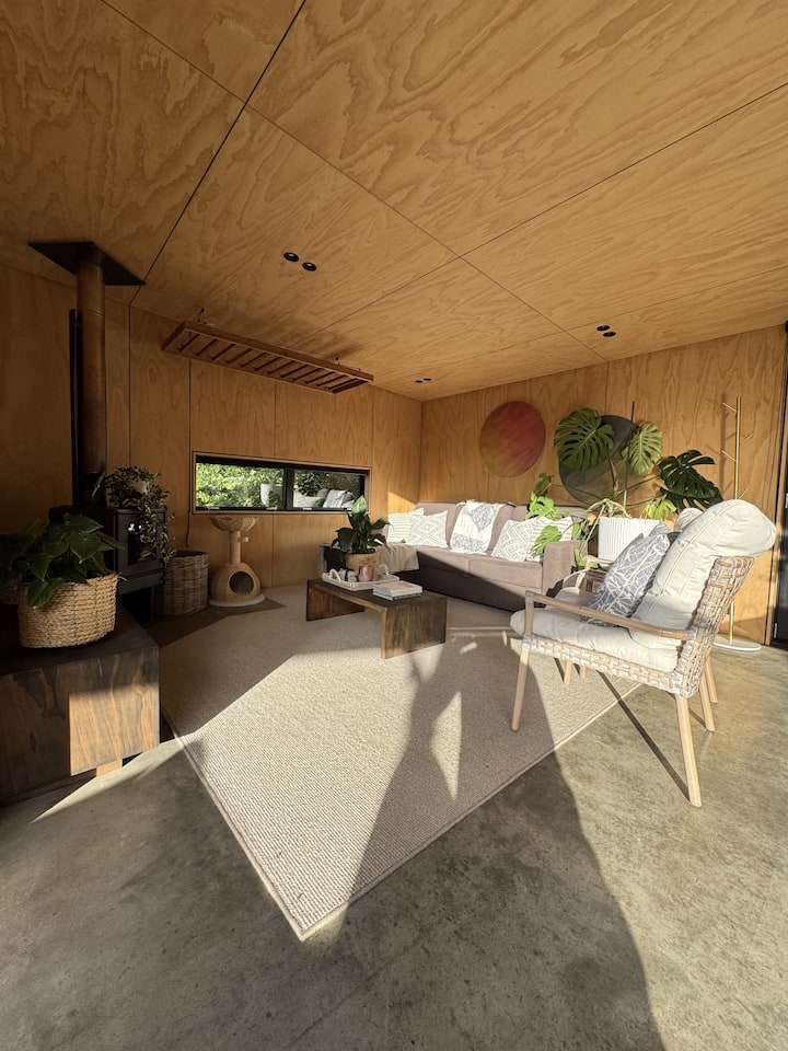Streamside Retreat - Rangiora