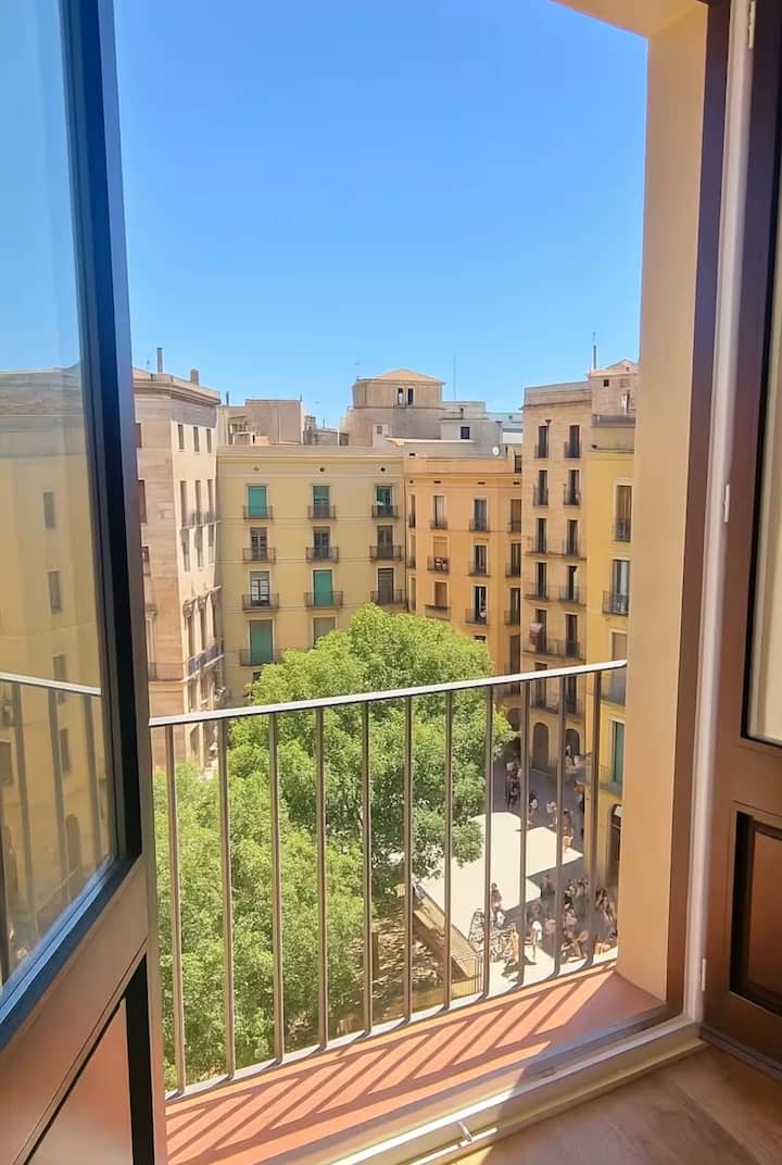 Stylish Flat In Gothic Quarter - Barcelona