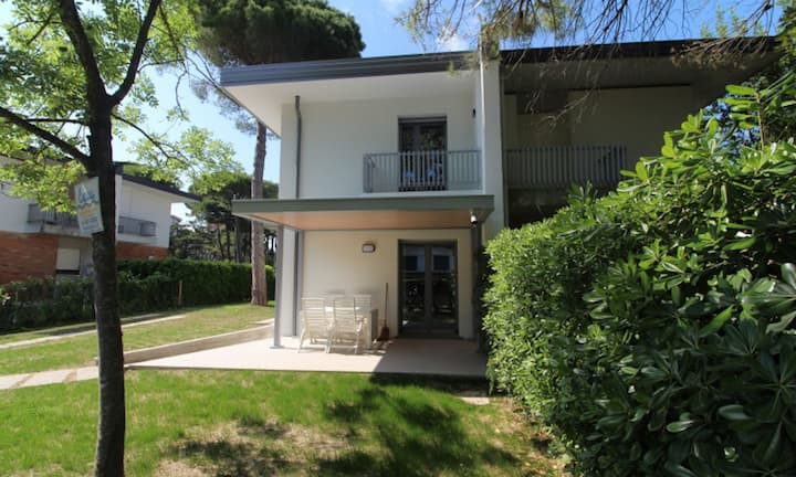 Villa Moderne Avec Jardin Clôturé - Lignano Sabbiadoro