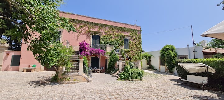 Holiday Morea & Exclusive Pool - Castellana Grotte