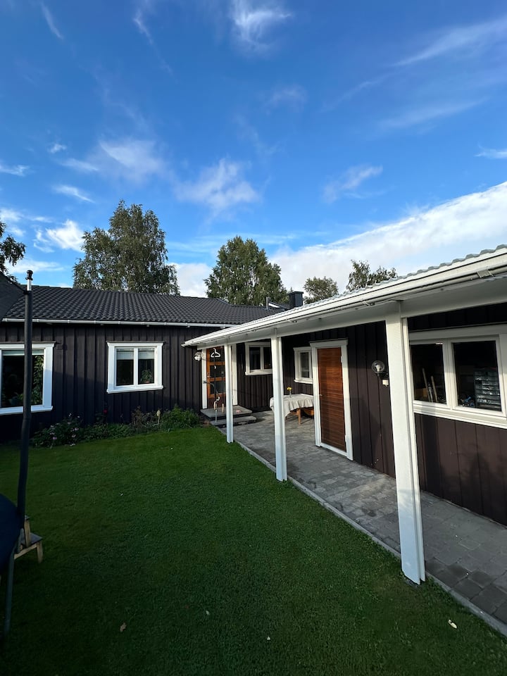 Mysigt Radhus På Grubbe - Umeå