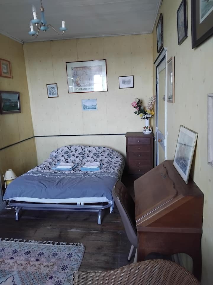 Chambre Jaune 14 M² Avec Vue Sur Mer - Louannec