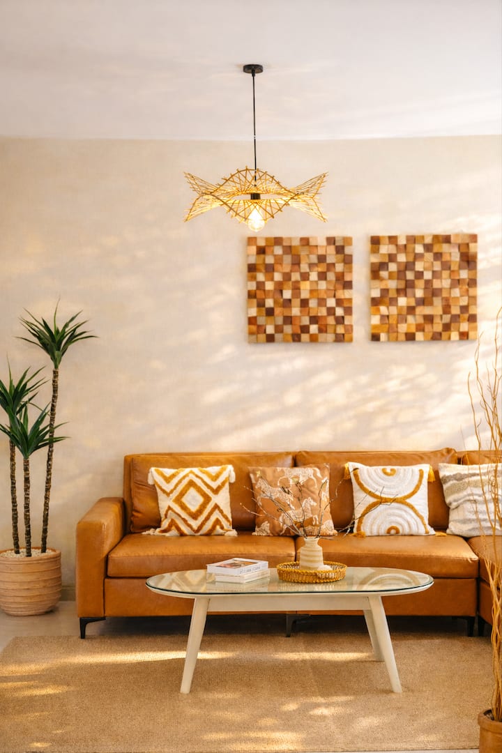 Sunlit Casa 2br | Bathtub • Balcony • Near Beach - Da Nang