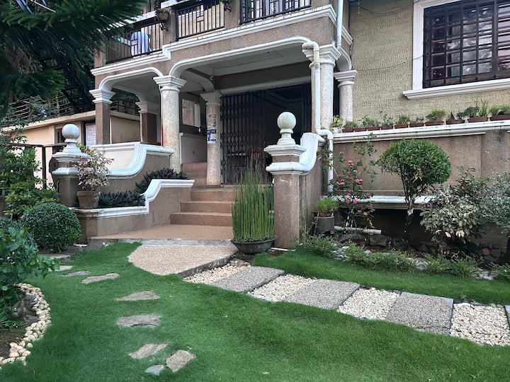 Garden Of Gen Resort 4 Bedrooms For 14 Guests - Pagsanjan