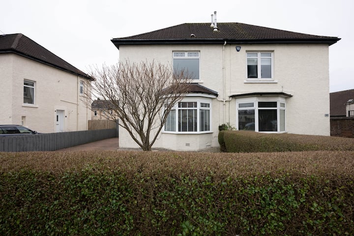 Home + Free Parking & Great Links To City Centre - Glasgow