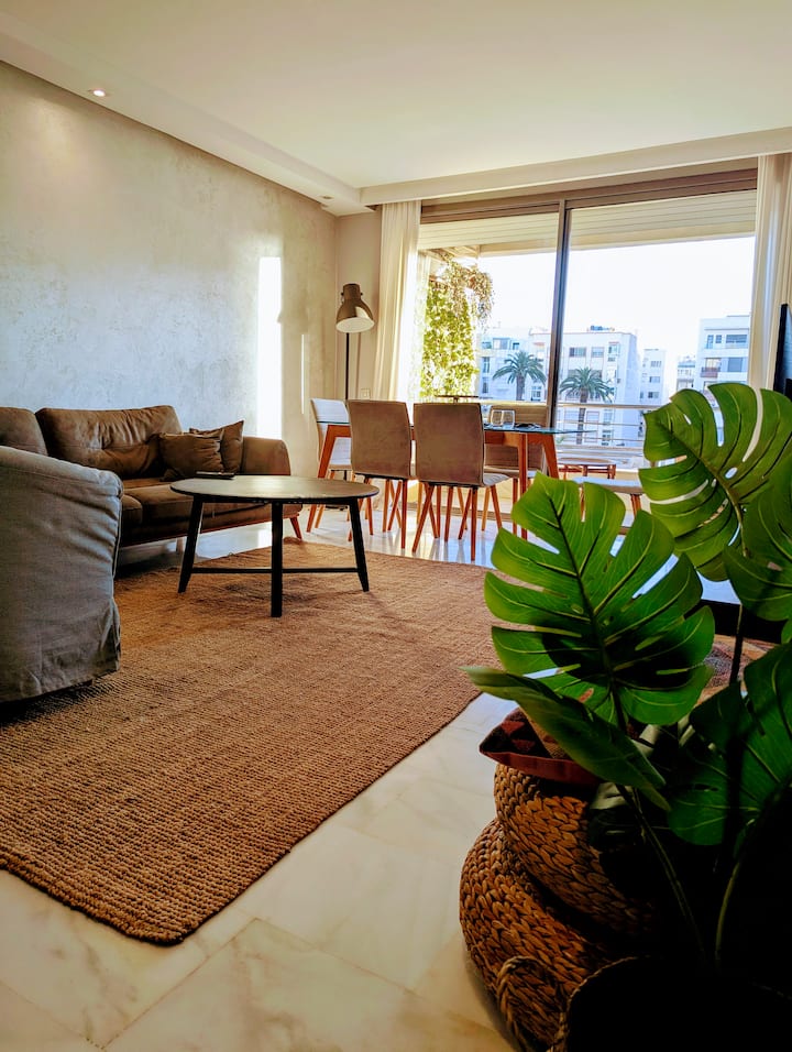 Cosy Avec Jolie Terrasse - Corniche En Bord De Mer - Casablanca