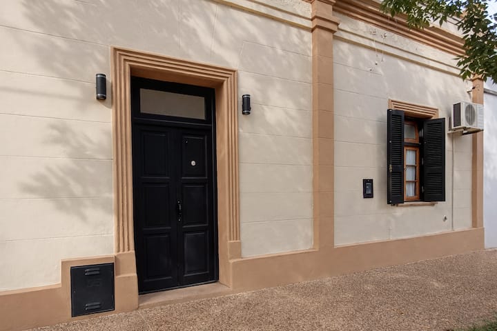 Hogar Dulce Hogar. Acogedor, Seguro, Cerca De Todo - Colón