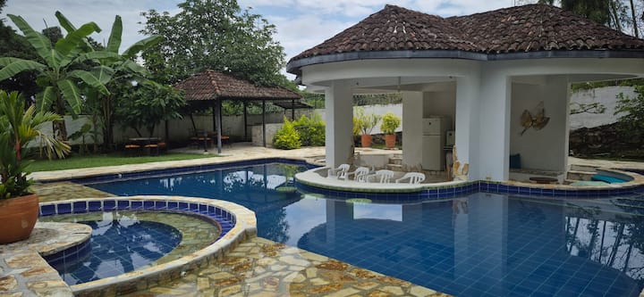 Casa De Campo Alejandria - Rivera