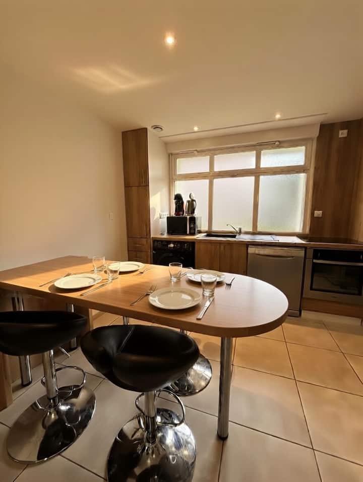 Appartement De Plain-pied, Proche Centre Ville - Argelès-Gazost