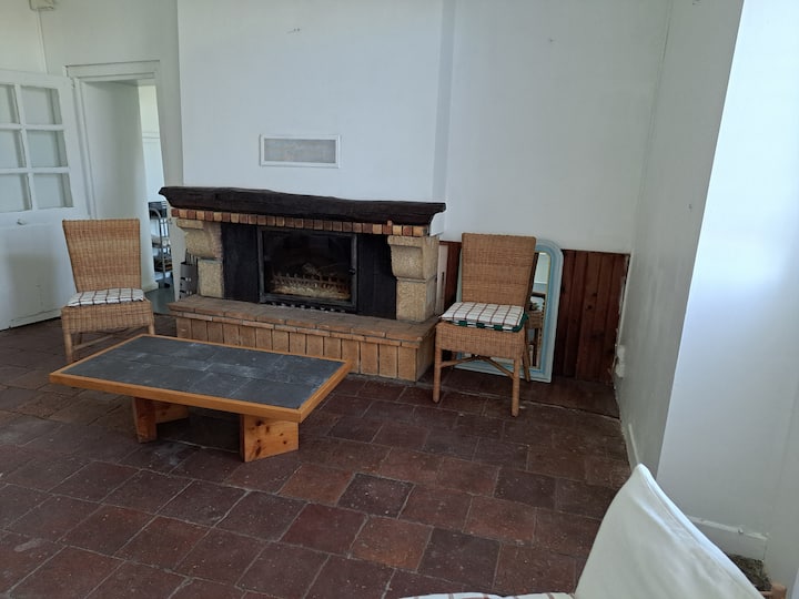 Maison En Pierre, Jardin Clôturé - 8 Km De Moulins - Moulins