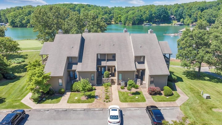 Townhouse-fawn Haven - Smith Mountain Lake, VA