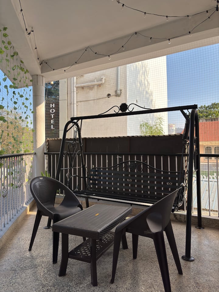 Arranyaa Retreatt- Girraffes At Your Balcony - Mysuru