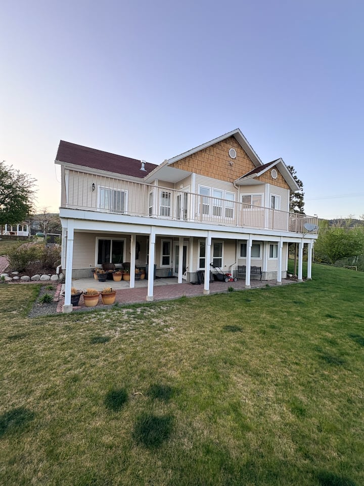 Private Wine Country Home On Wine Trail Westbank - West Kelowna