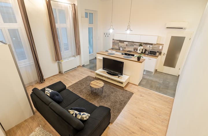 Modern Loft In City Centre With A/c - Budapest