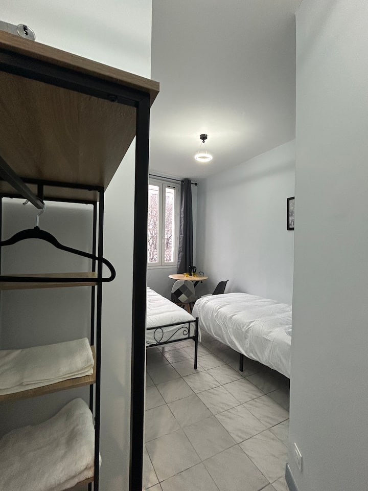 12 - Le Coucher Du Soleil - Gare St Charles - Marsella