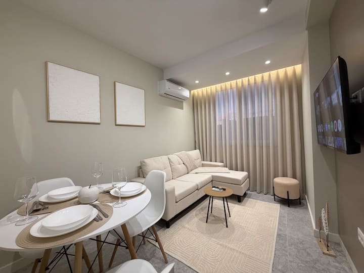 Harmonia 5- Kavaja St. Apartment- Main Boulevard - Tirana