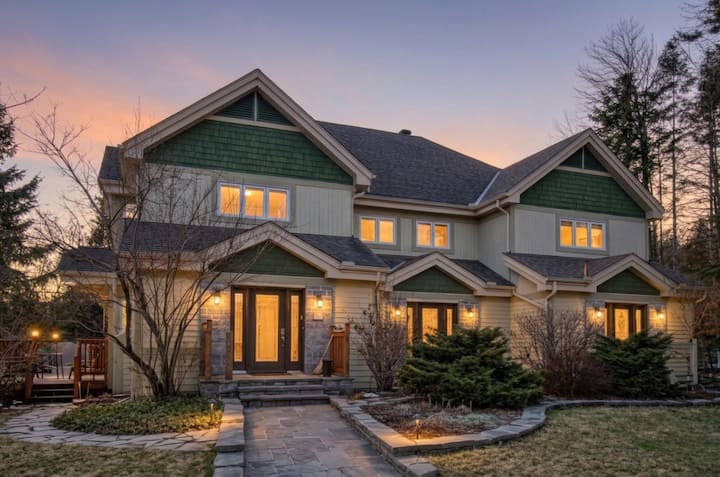 4 Bdr Family Townhome On La Bete Golf/ W Pool - Mont-Tremblant
