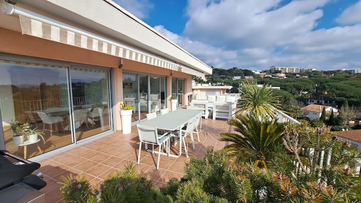 Penthouse De 153m² + 140m² Terrasse, Vue Mer - Cavalaire-sur-Mer