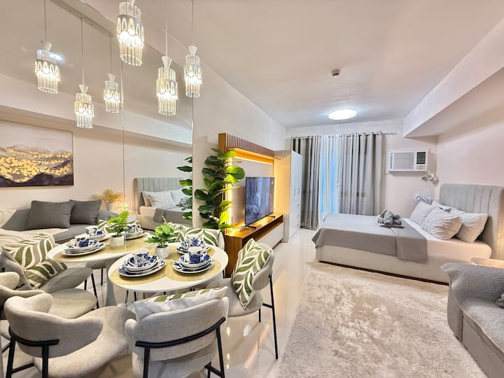 Cebu Casa/5pax/jtower/smjmall+freepool+unli5g - Philippines