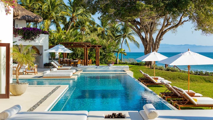 Impeccable Luxury Home For Rent Right On The Beach - Punta Mita