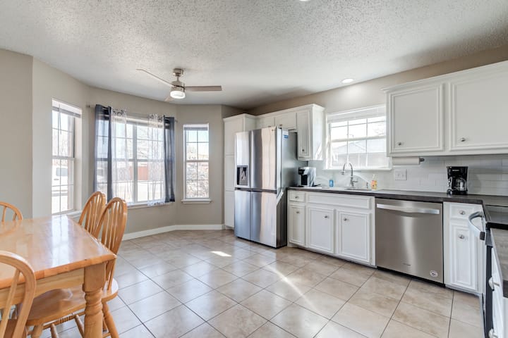 Extended Stay-spacious 3bd 2ba-fast Wifi-garage - Lubbock, TX