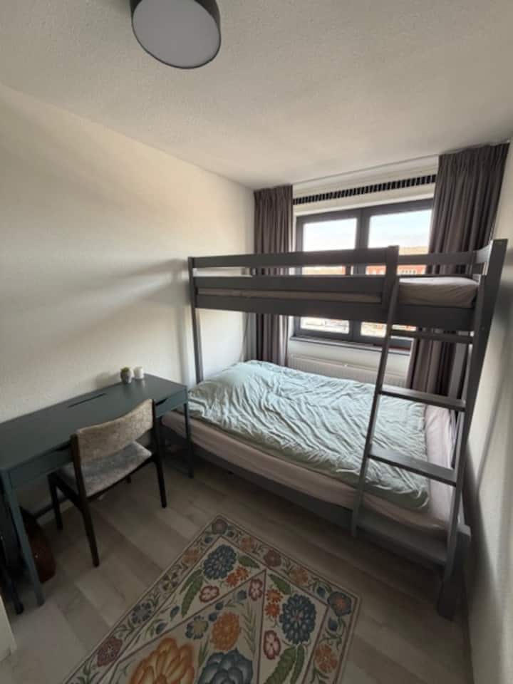 Local, Cozy, Quiet And Authentic Part Of Amsterdam - Diemen