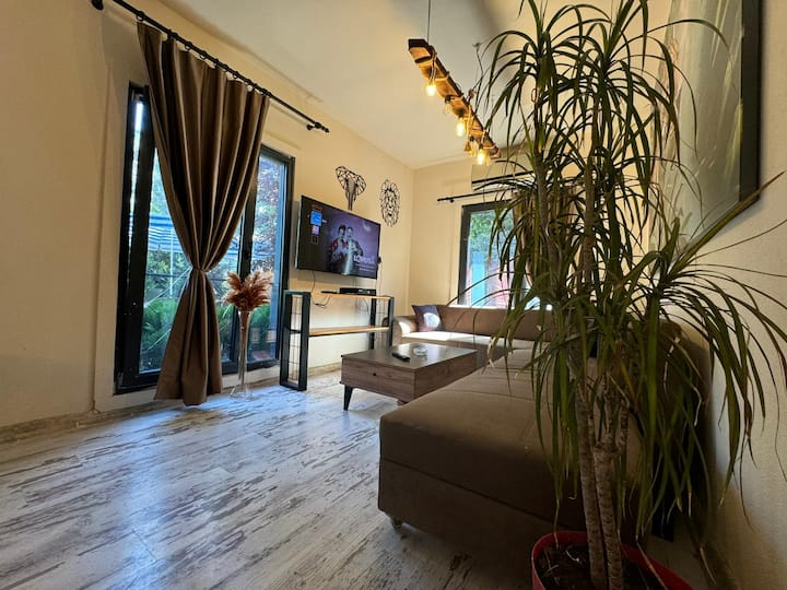 3+ 2 Tam Müstakil  Bahçeli  Villa - Ankara