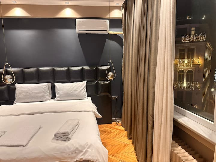 1 Min To Taksim Square & Metro - Estambul