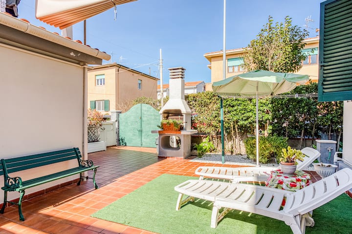[3 Min Dal Mare]casa Con Corte Privata Bbq|parking - Cecina