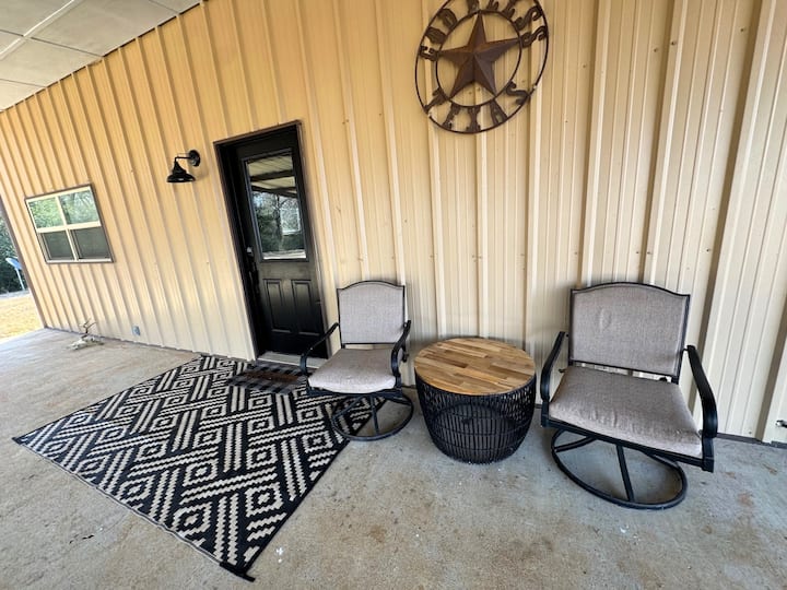 Lazy L Ranch Barndo - Fort Boggy State Park, Centerville