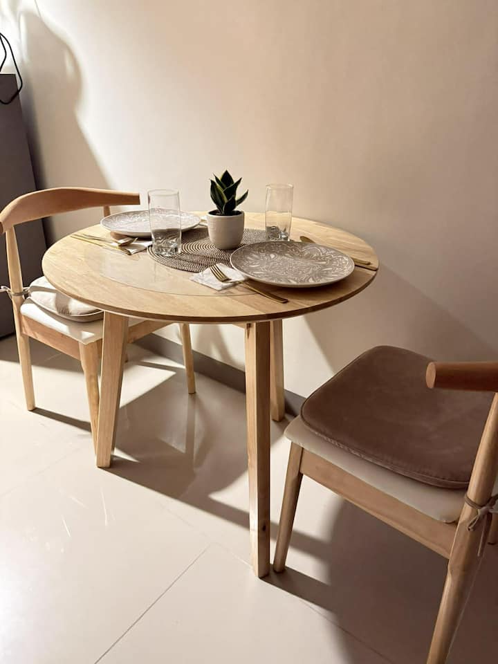 Cozy 2br Netflix & Chill W/pool And Heater - Marikina