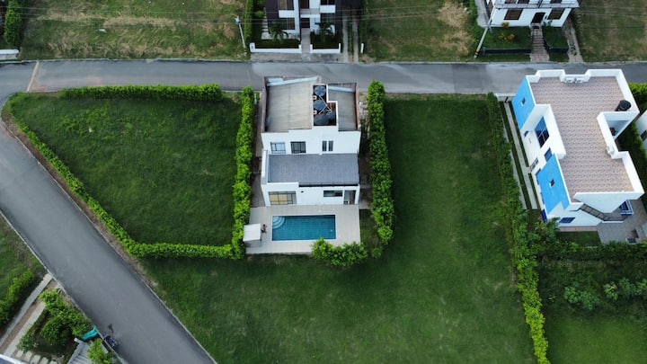 Casa Campestre De Lujo Con Piscina Privada - Carmen de Apicalá