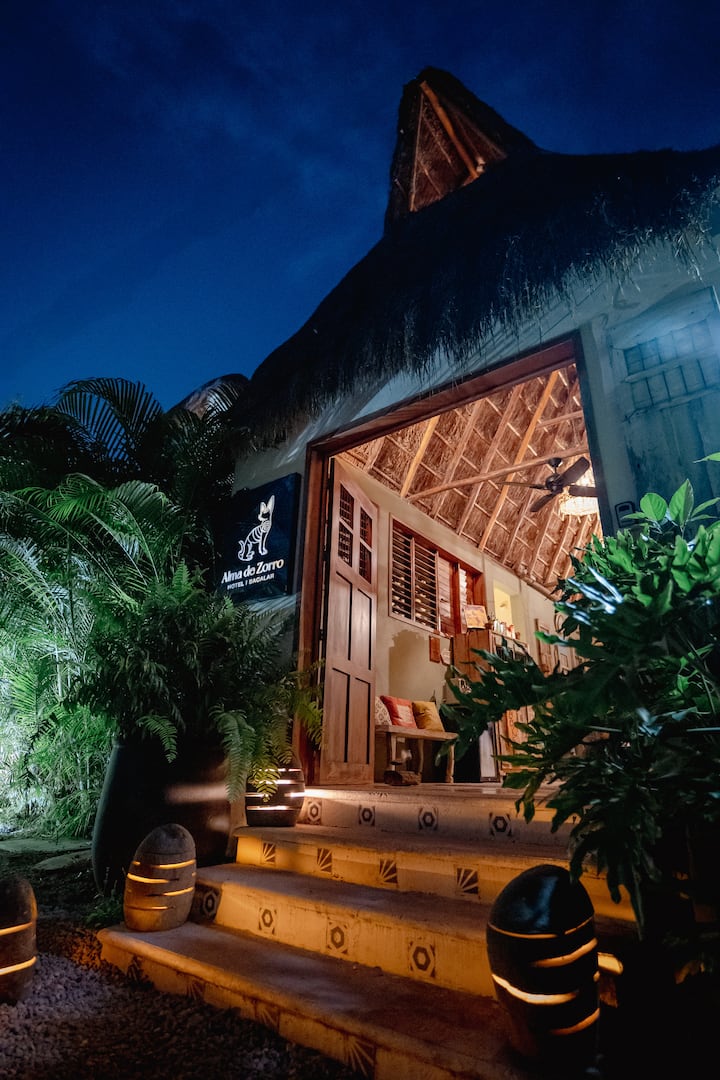 King Size Bedroom At Alma De Zorro Bacalar - Bacalar