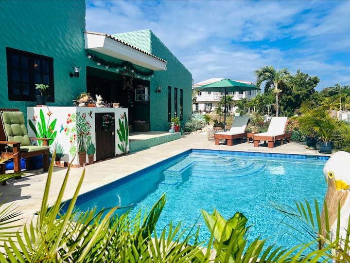 Kas Emmali, Appartement Biba. - キュラソー島