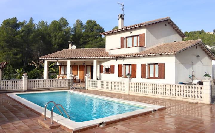 Villa Tarannà · Piscina · Bbq · Cunit · 11p · 5hab - Cunit