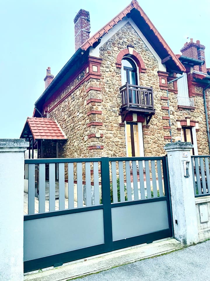 Villa Foch. Maison De Charme +Jardin & 4 Chambres - Meaux