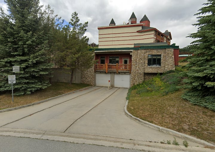 2 Bedroom Ski In/out At Polaris Lodge - Kimberley, BC, Canada