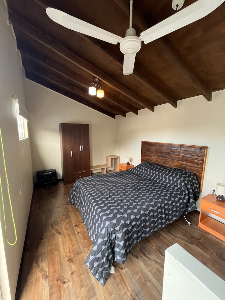 Cabaña Independiente A Dos Cuadras Del Centro - Coyhaique