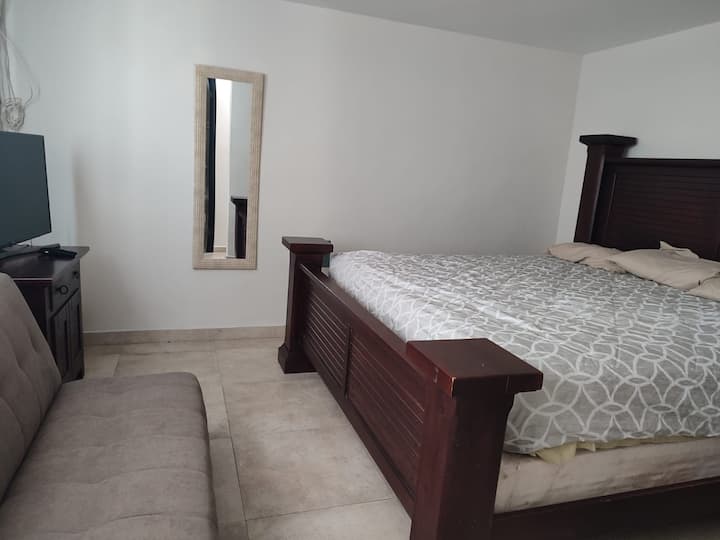 Lo Que Necesitas - Tijuana