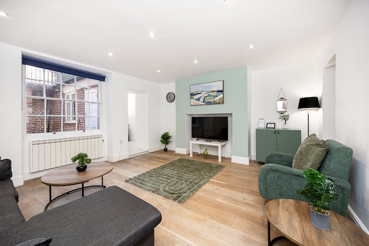 Sleeps 5, 2 Bed Flat In The Lanes, Brighton - Brighton