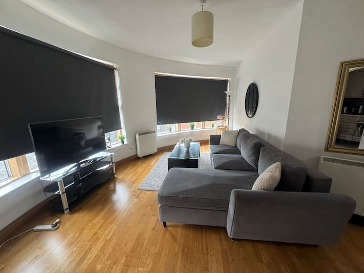 2 Bedroom Luxury Apartment - Dublin