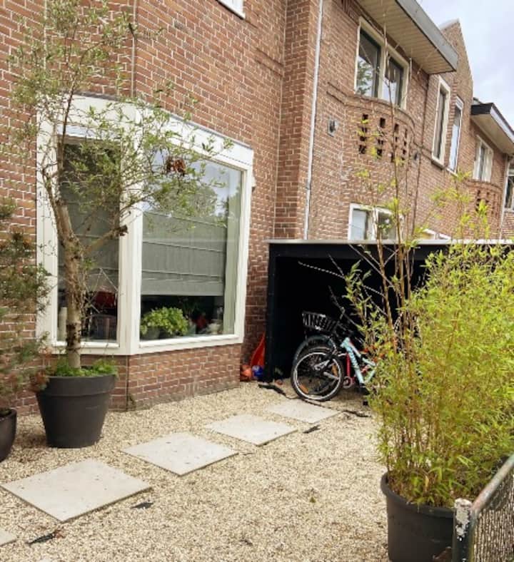 Lovely Family Home - 哈倫